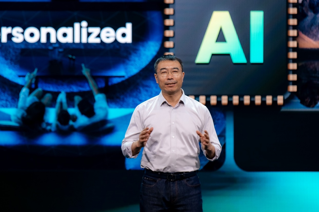 Hisense Group President Fisher Yu Elaborates Technical System “Screens ...